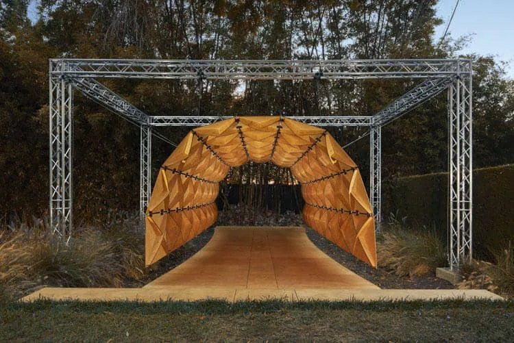 SOM designs 27-foot-long morphing pavilion for Los Angeles exhibition ...