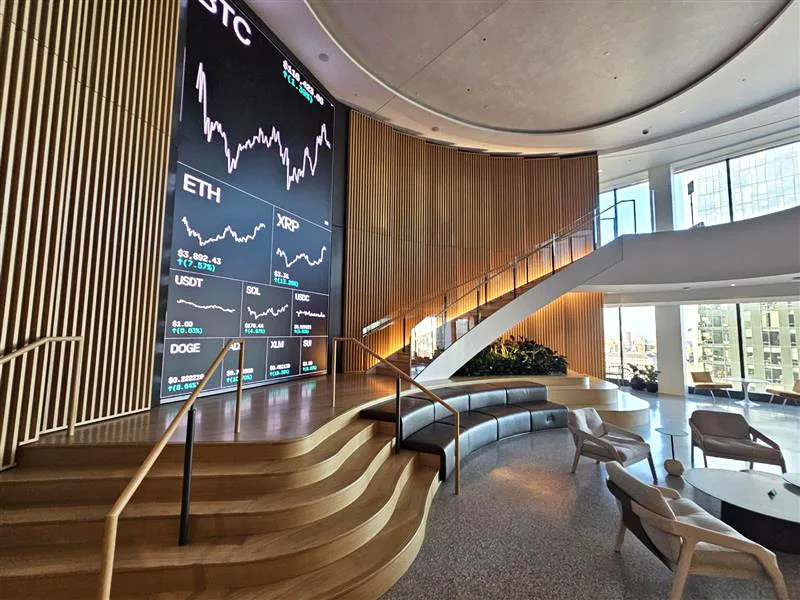 Synergi Builds Custom Curved Stairs for Coinbase NYC Office